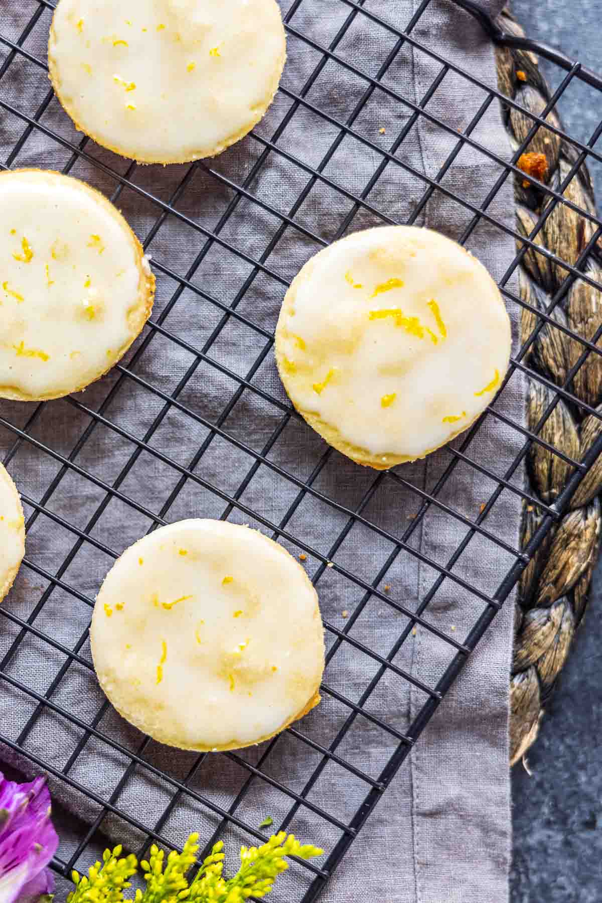 Lemon Shortbread Cookies - Home. Made. Interest.